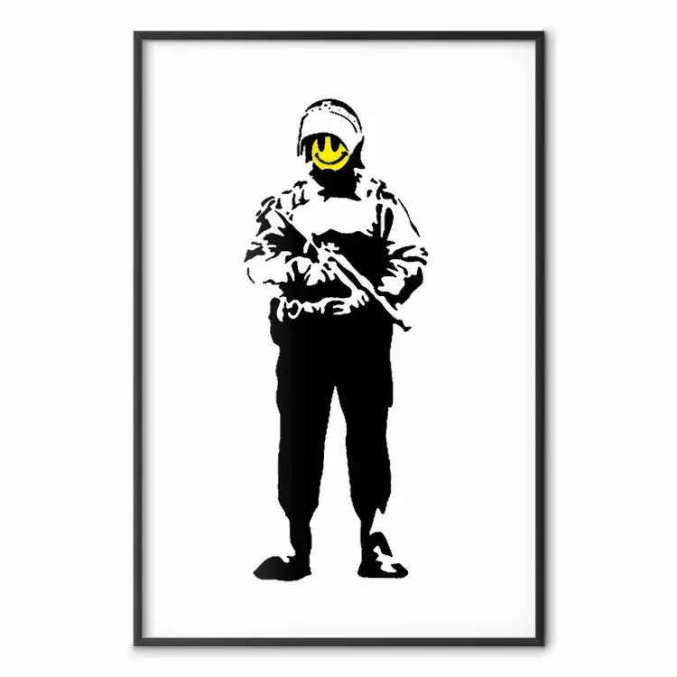 Poster Lachende politieagent - zwart-wit figuur met een pistool en een ...