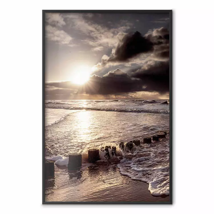 Poster aan de muur Gebroken passie - zeelandschap tegen een ondergaande ...